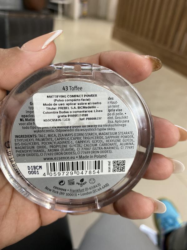 Mattifying compact powder essence store