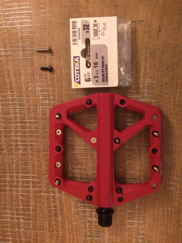 Paire de Pédales Plates Crankbrothers STAMP 1 Rouge | Alltricks.fr
