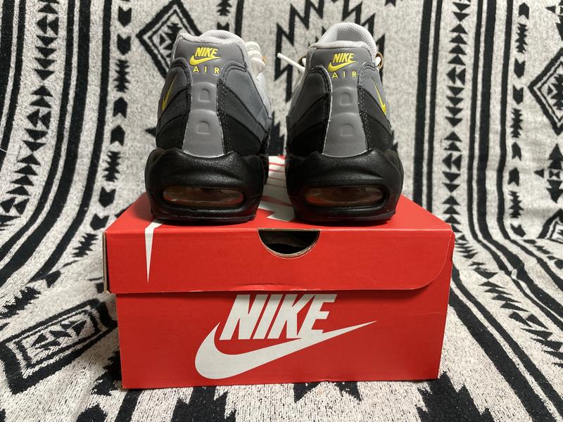 NIKE AIR MAX 95 WHITE/YELLOW STRIKE-WOLF GREY-COOL GREY NIKE AIR MAX 95 WHITE/YELLOW STRIKE-WOLF GREY-COOL GREY
