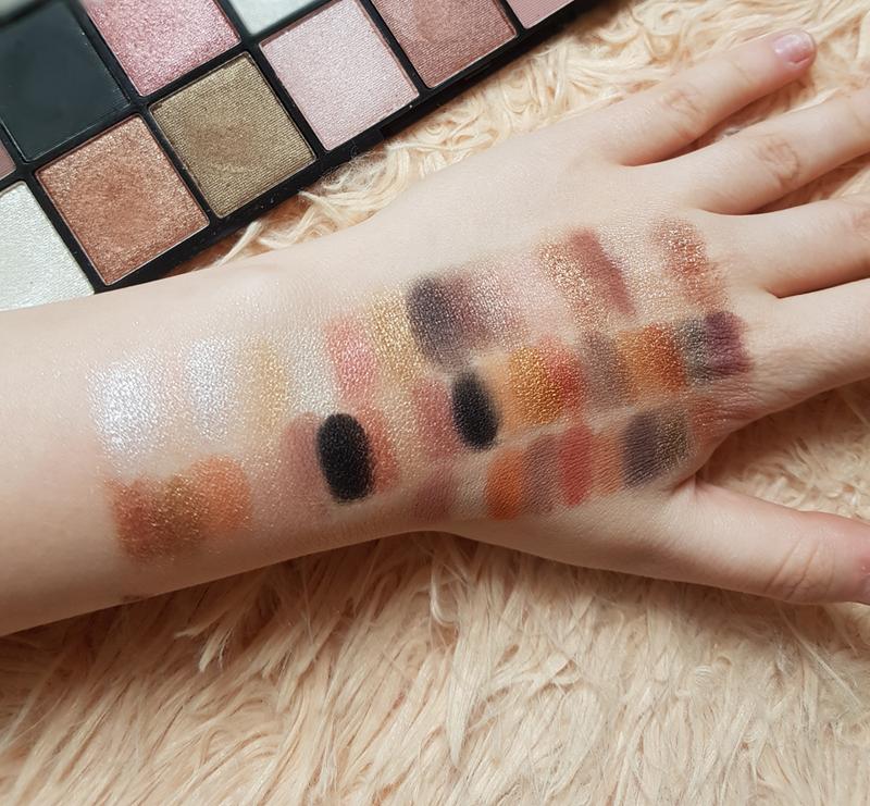 Makeup Revolution Maxi Reloaded Palette Large It Up at BEAUTY BAY