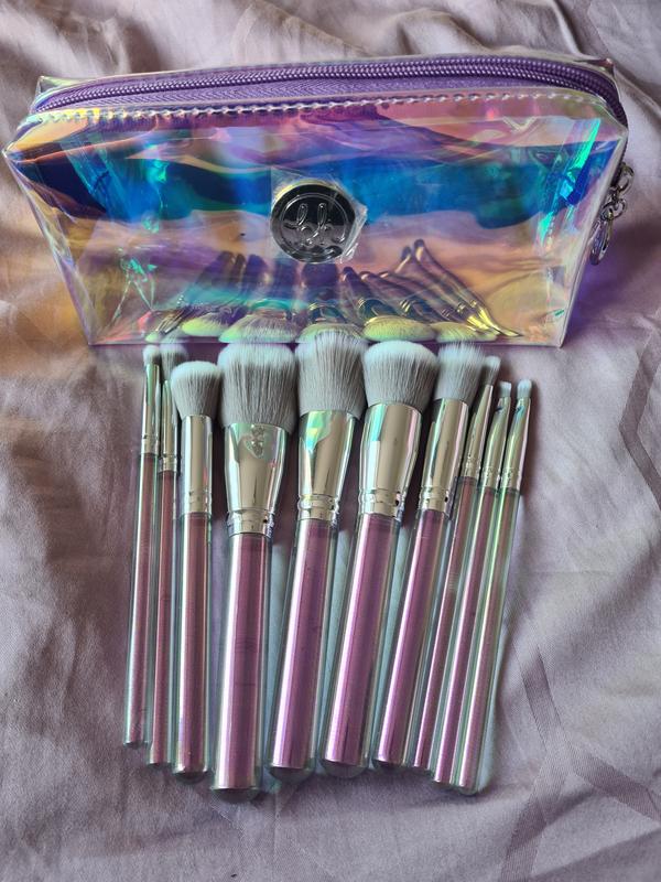 BH Cosmetics Hello Holo Brush Set at BEAUTY BAY