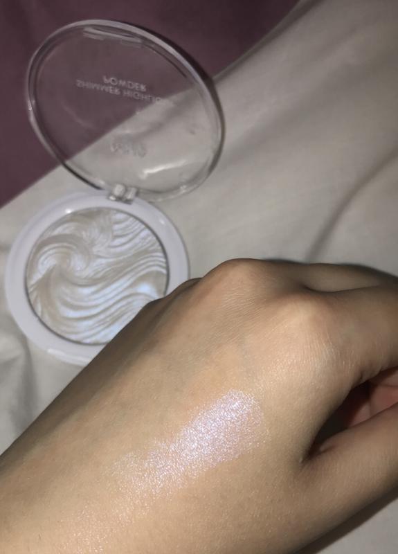 MUA Makeup Academy Shimmer Highlight Powder - Iridescent Gold at BEAUTY BAY