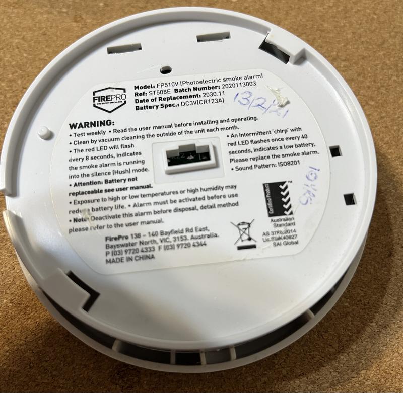 Smoke Alarm Red Light Flashing Every 10 Seconds | Shelly Lighting