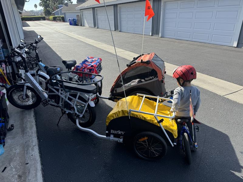 Burley Nomad Touring Cargo Bike Trailer - Bike