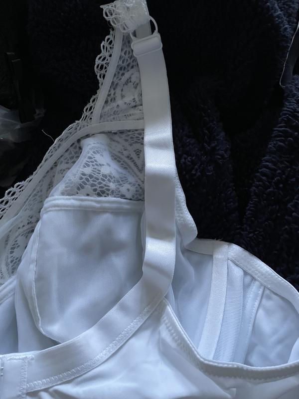 Pretty Secrets 2 Pack Lottie Lace Full Cup Black/White Bras B-G | Simply Be