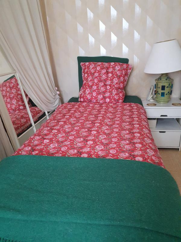 Paolisi floral 100% washed linen & cotton duvet cover, red, La Redoute ...