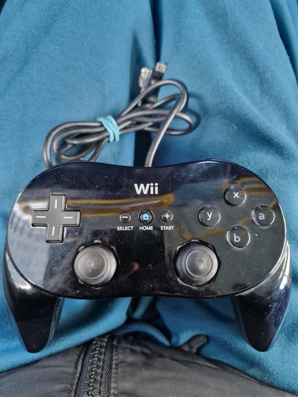 Wii/Wii U Official Nunchuck Black - CeX (UK): - Buy, Sell, Donate