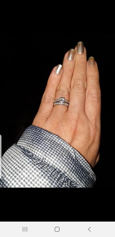 Lady Lynsey Moissanite 2024 epicamlv